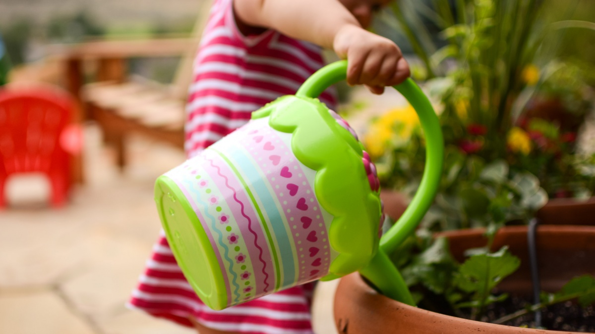 The Best Kid Watering Can Sets | Tested & Ranked