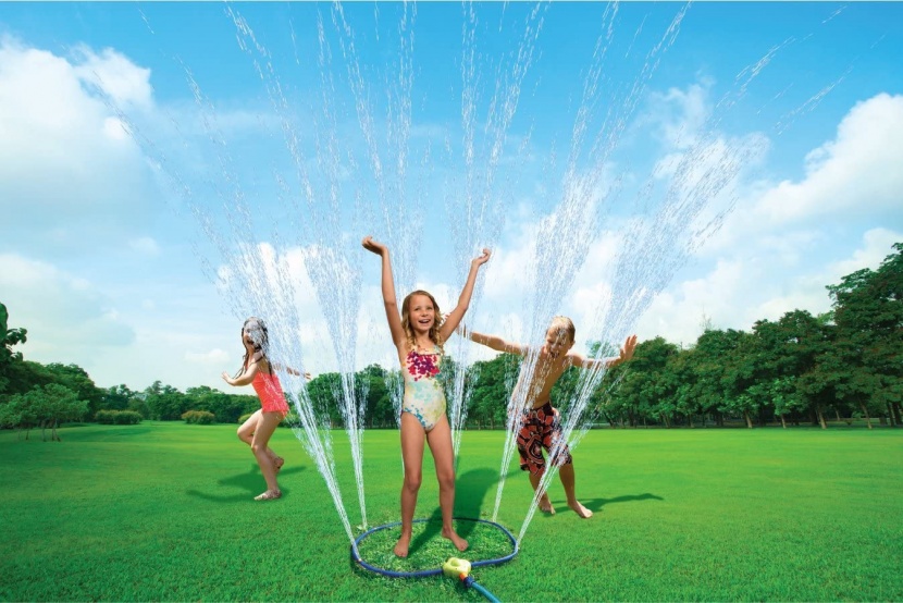 The 5 Best Sprinklers for Kids of 2024 | Tested