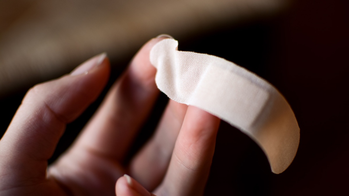 Best 4 Bandages for Kids of 2024 | Tested & Rated