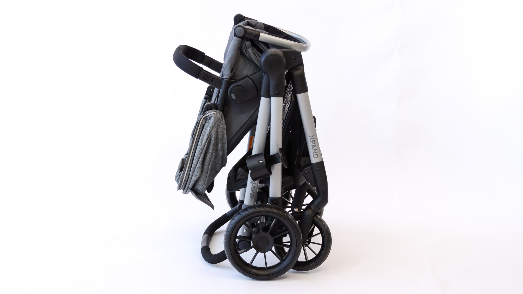 Evenflo Pivot Xpand Review | Tested by GearLab